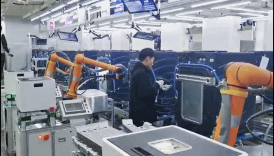 Quality Industrial Robot Arm & Welding Robot Arm factory from China
