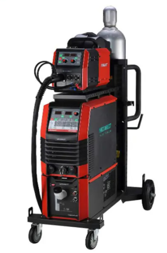 Fanuc CR-35iB Cobot 1831mm Reach Robot Arm WIth MIG MAG Welder As ...