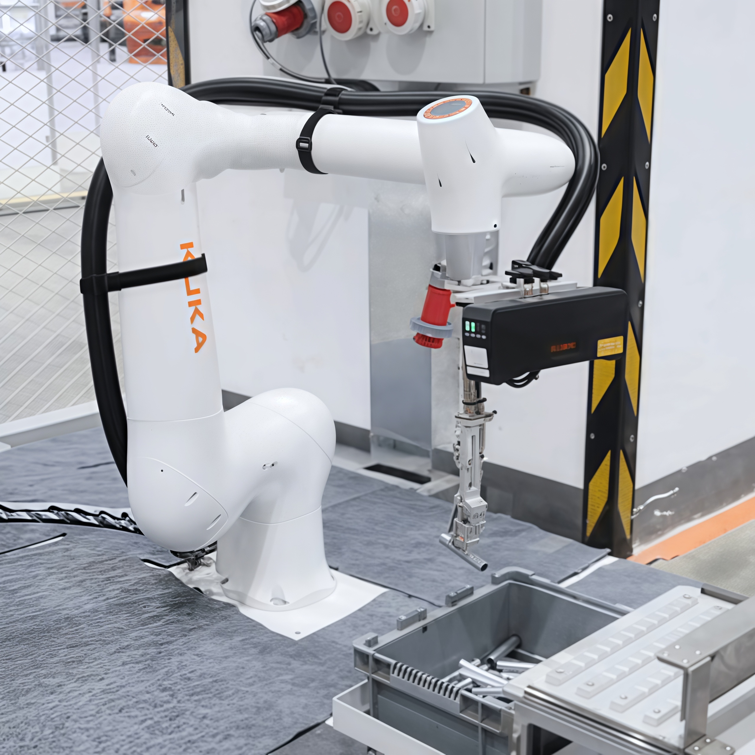 2025 New KUKA LBR IICO Series Cobot Automatic 6 Axis Welding ...