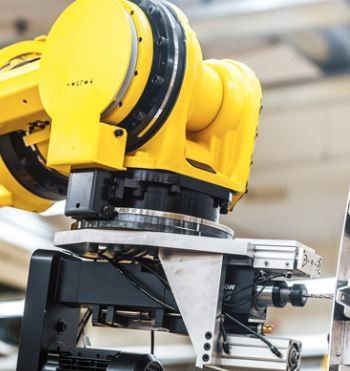 6 Axis Payload 700Kg FANUC M-900iB/700 Welding Robot Arm With Welder ...