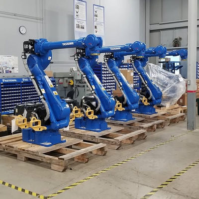 Chinese Robot Guide Rail And Packaging Palletizing Robots Yaskawa GP180 ...